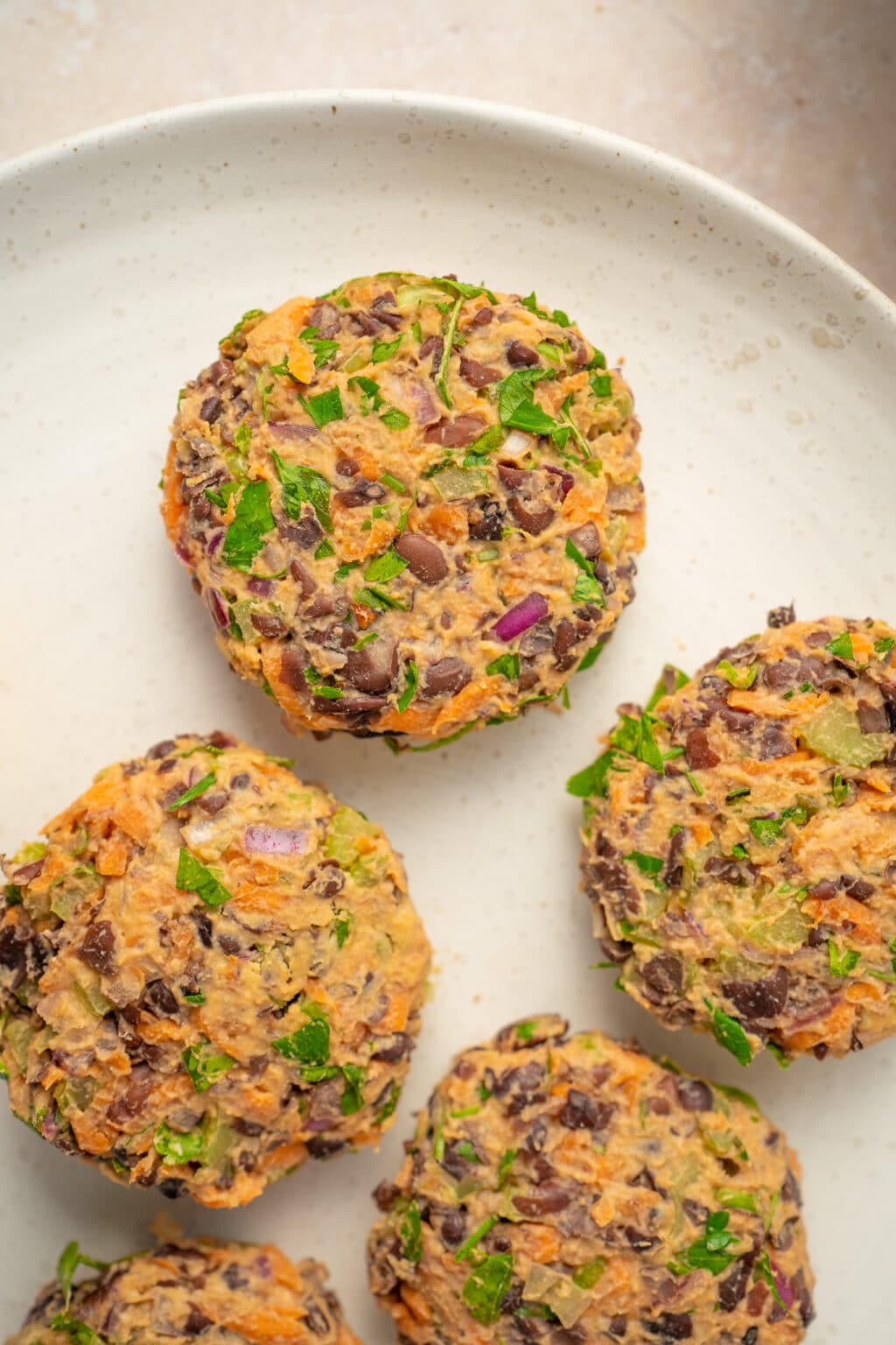Black Bean Patties | Plantpower Nutrition | Vegane Ernährung und Rezepte